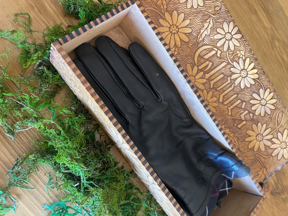 Antique Pyrography Glove Box (1890-1910) - Wooden Box with Brass Hinge ...