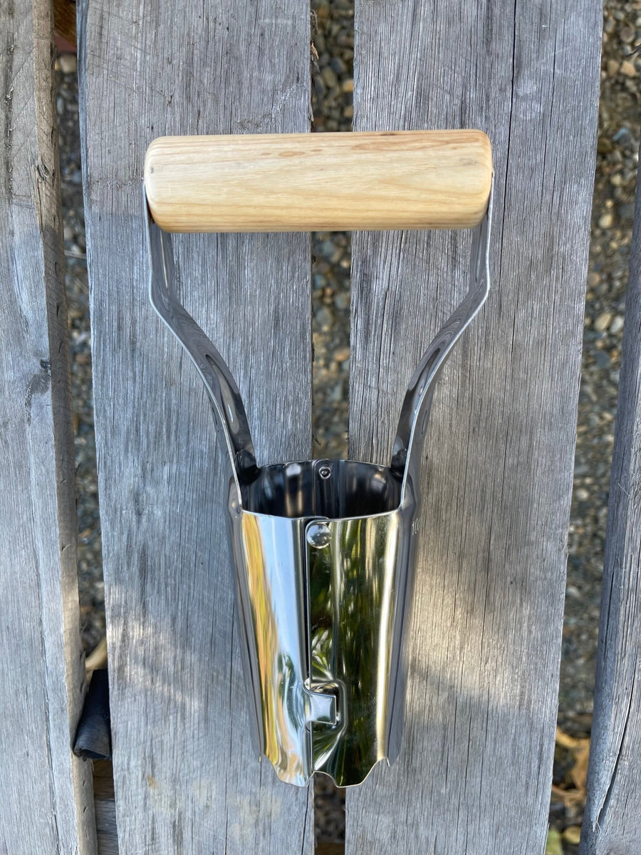 Bulb Planter - Stainless and Hardwood – The Celtic Farm